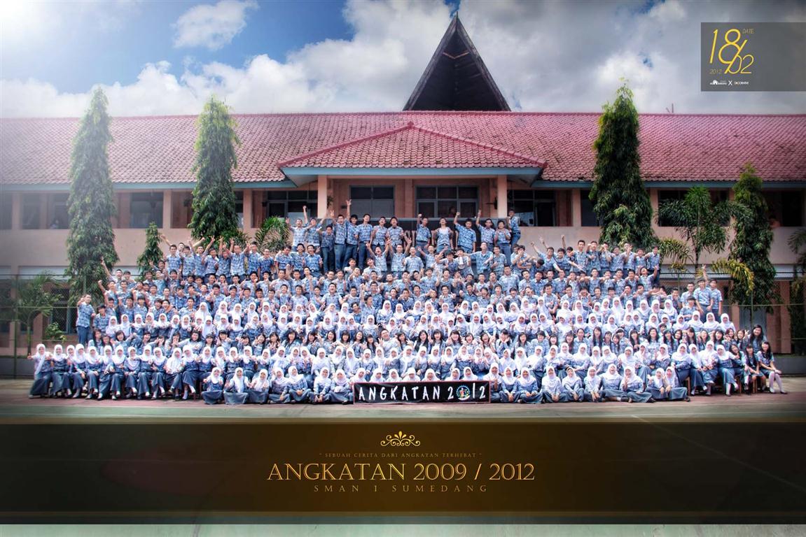 Photo Angkatan untuk Buku Tahunan Sekolah | Buku Tahunan Sekolah - Yearbook