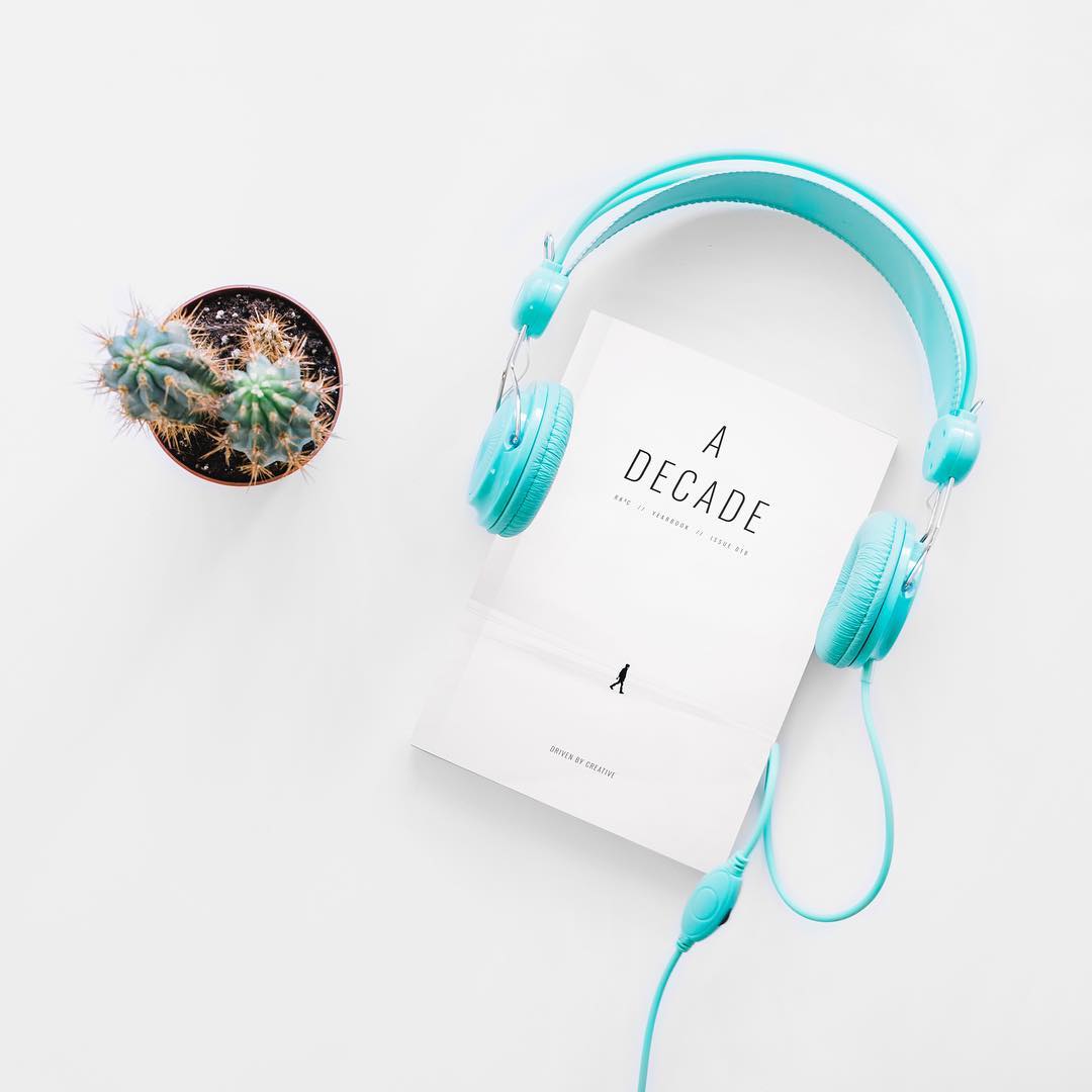 Inspirasi Design Cover Minimalis Buku Tahunan Sekolah | Buku Tahunan ...